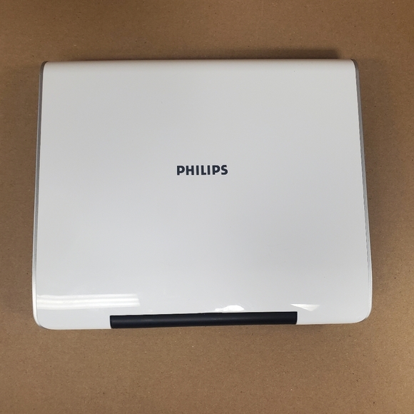 Philips | Portable Audio & Video | Philips Pet 724 Portable Dvd Player ...